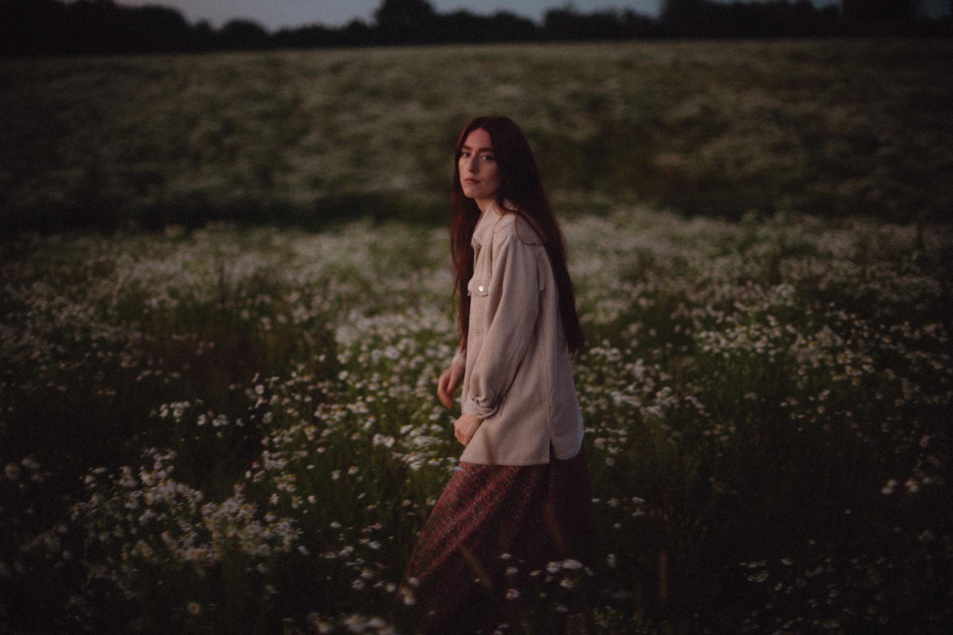 Ivor Novello-Nominated Singer-Songwriter Elina Releases "I Don't Know ...