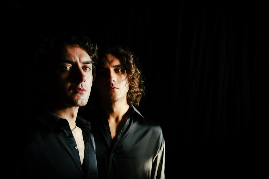 UK PSYCH-POP DUO THE Flints SHARE Whirlwind NEW Single "THE END IS THE ...
