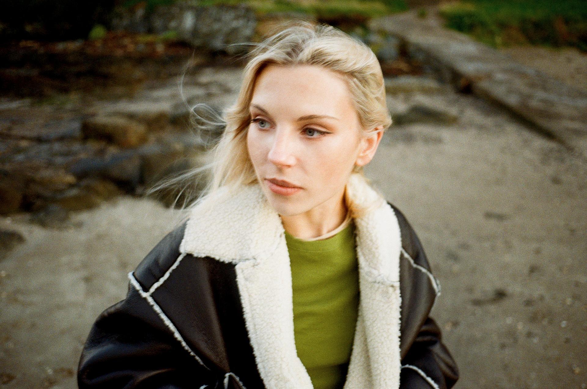 Lucy Gaffney Releases New EP 'Daydream In Tokyo' - Nettwerk Music Group