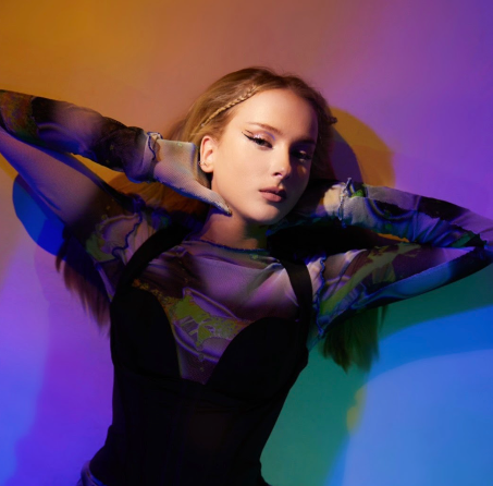 Australian Alt-Pop Artist CHYMES Announces New EP 'Karma'; Shares Video ...