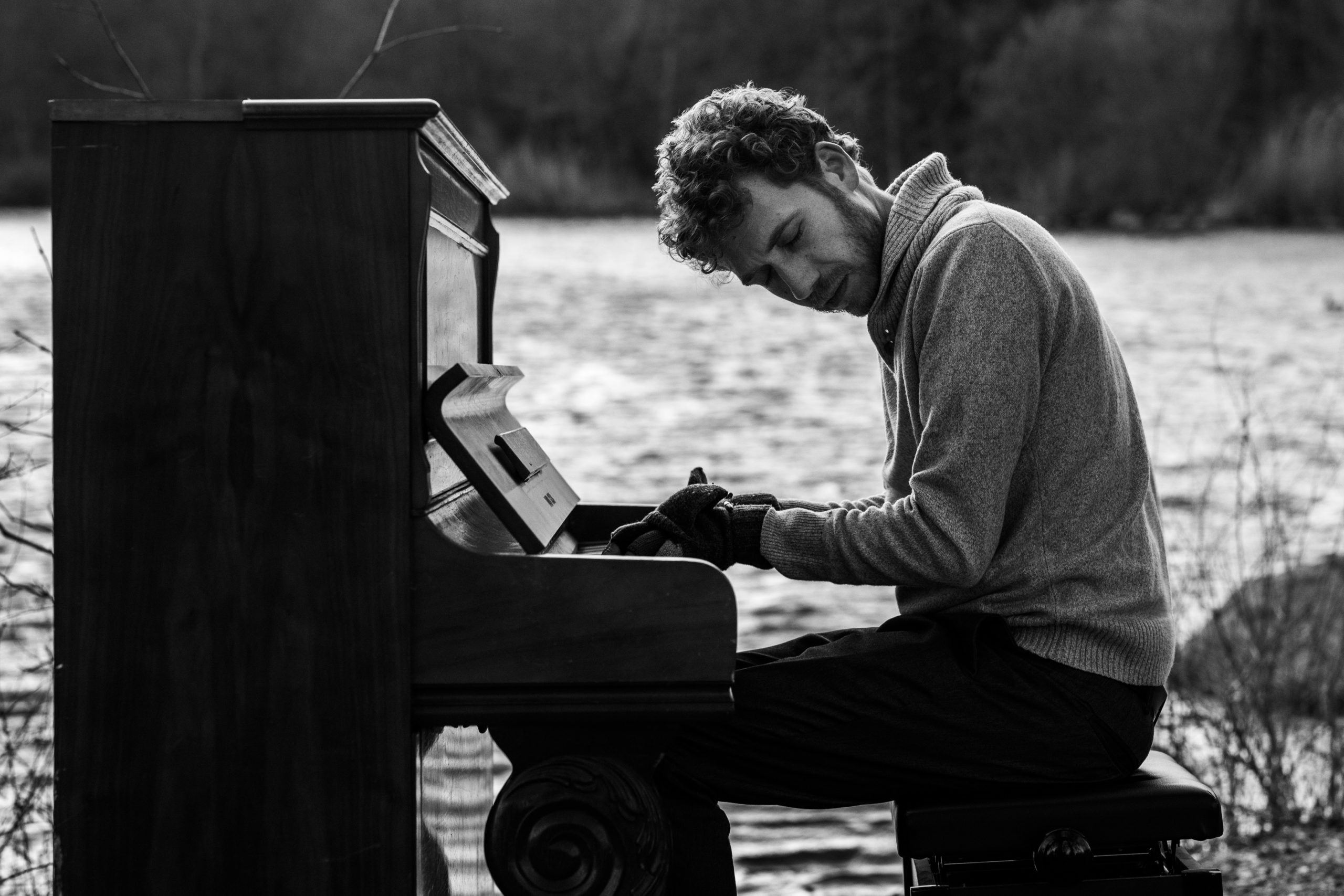 New Signing Doeke; The Neo-Classical Pianist Shares Mesmerizing ...