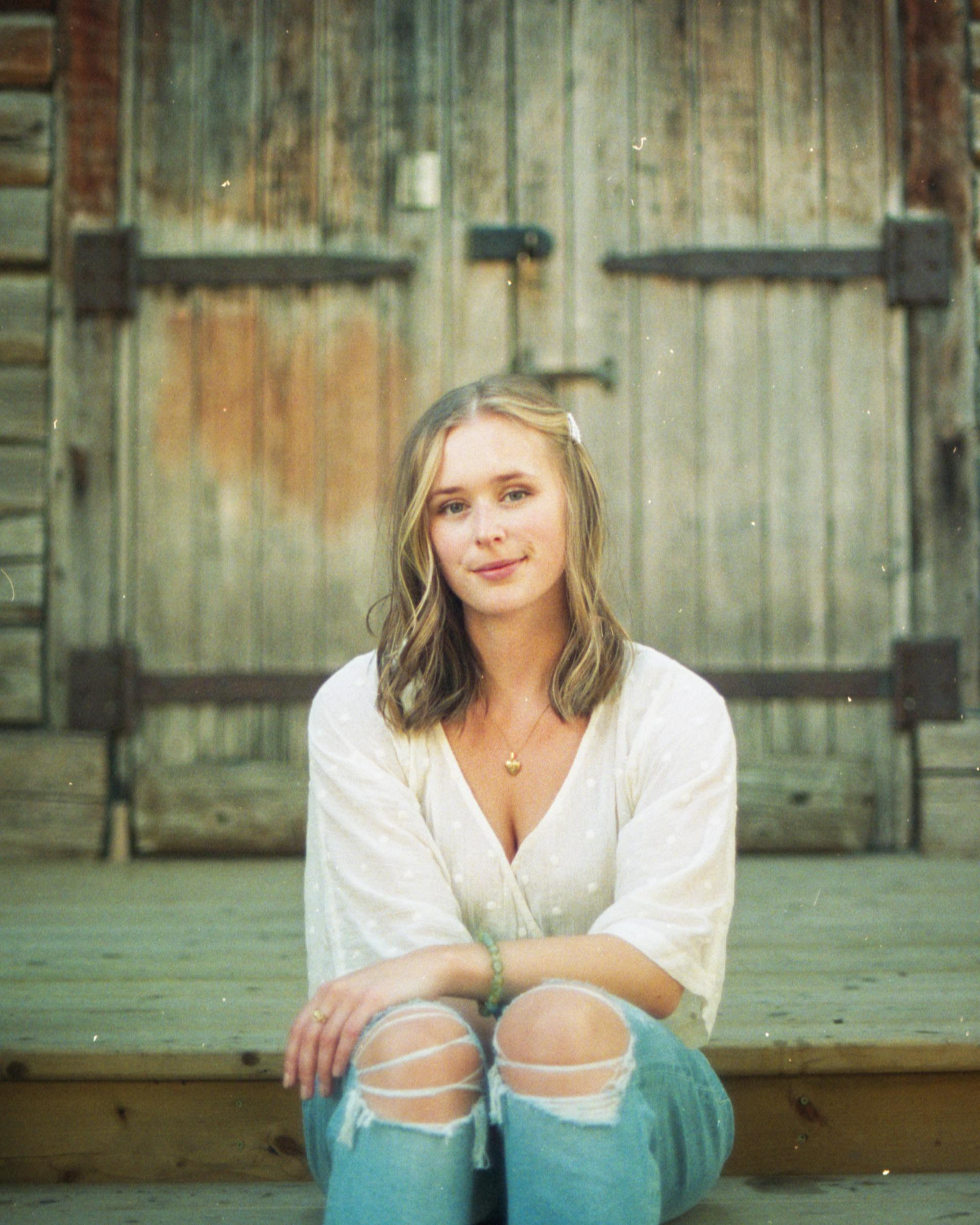 Australia Based Singer-Songwriter Laura Lucas Signs With Nettwerk ...