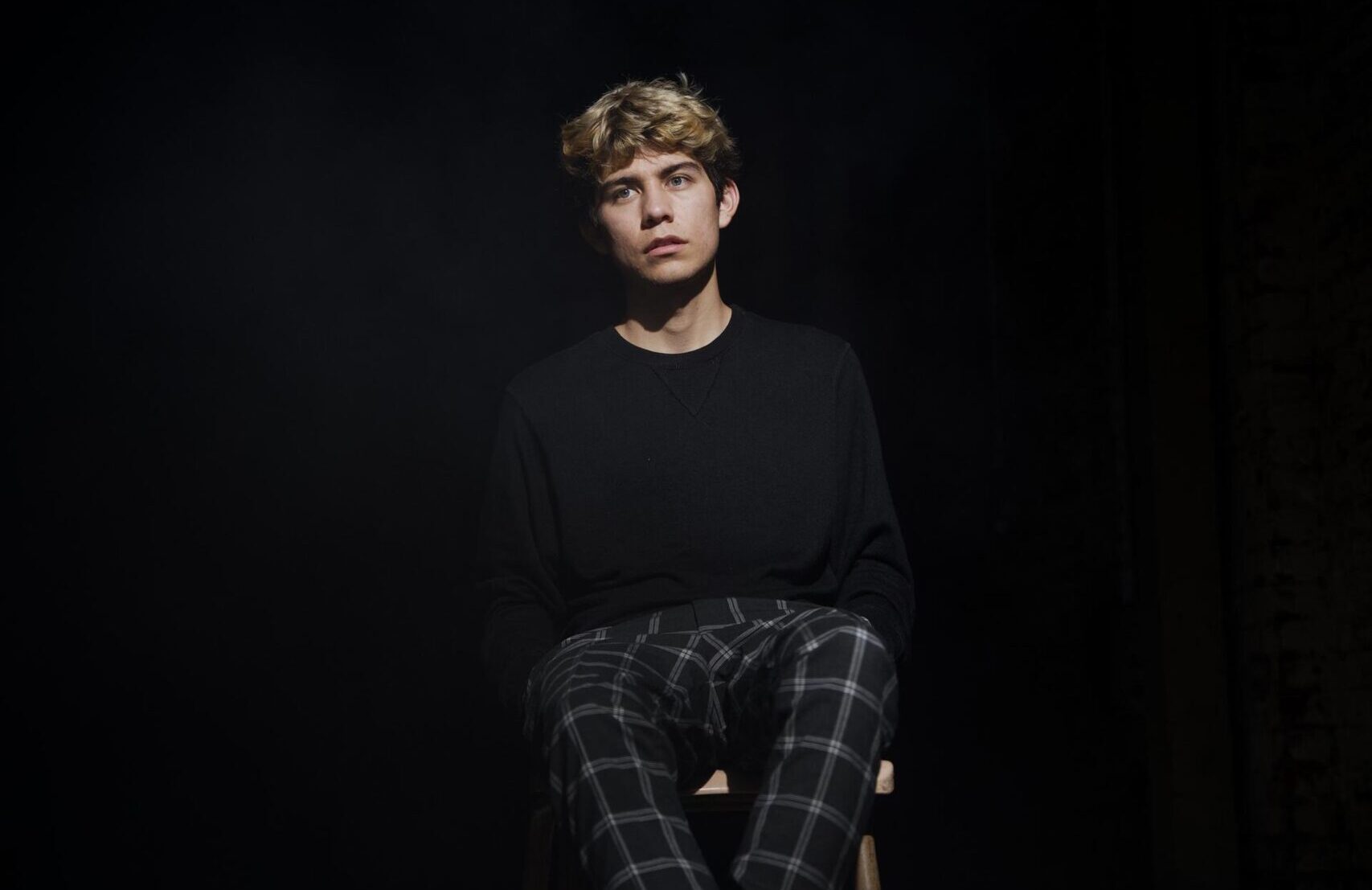 California Melodic Rapper Presence Announces Debut EP 'Pendulum Hearts ...